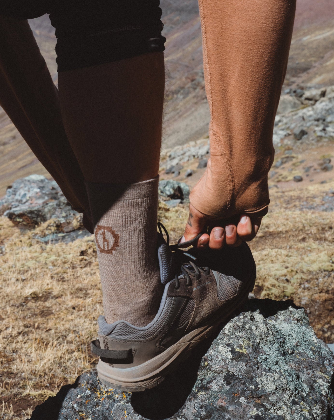 Trail Crew Socks – Alpaca Crew Hiking Socks – PAKA®